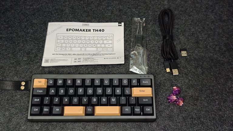 【EPOMAKER TH40レビュー】極限までコンパクトに、機能は最大限に。持ち運びも快適な44キーのキーボード – Gear MetriX
