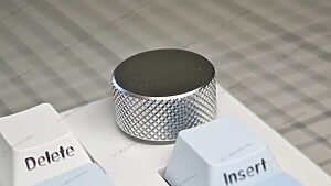 【レビュー】VGN A75実測値比較｜約11,800円の75%ゲーミングキーボードで上位性能を実現！反応速度向上のSuperLightMode ...